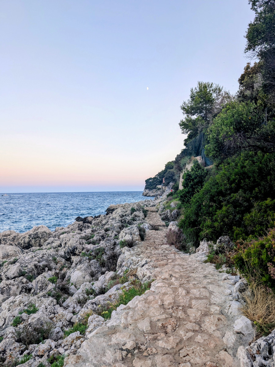 Sentier du littoral de Nice à Villefranche-sur-Mer : Nature & Vues